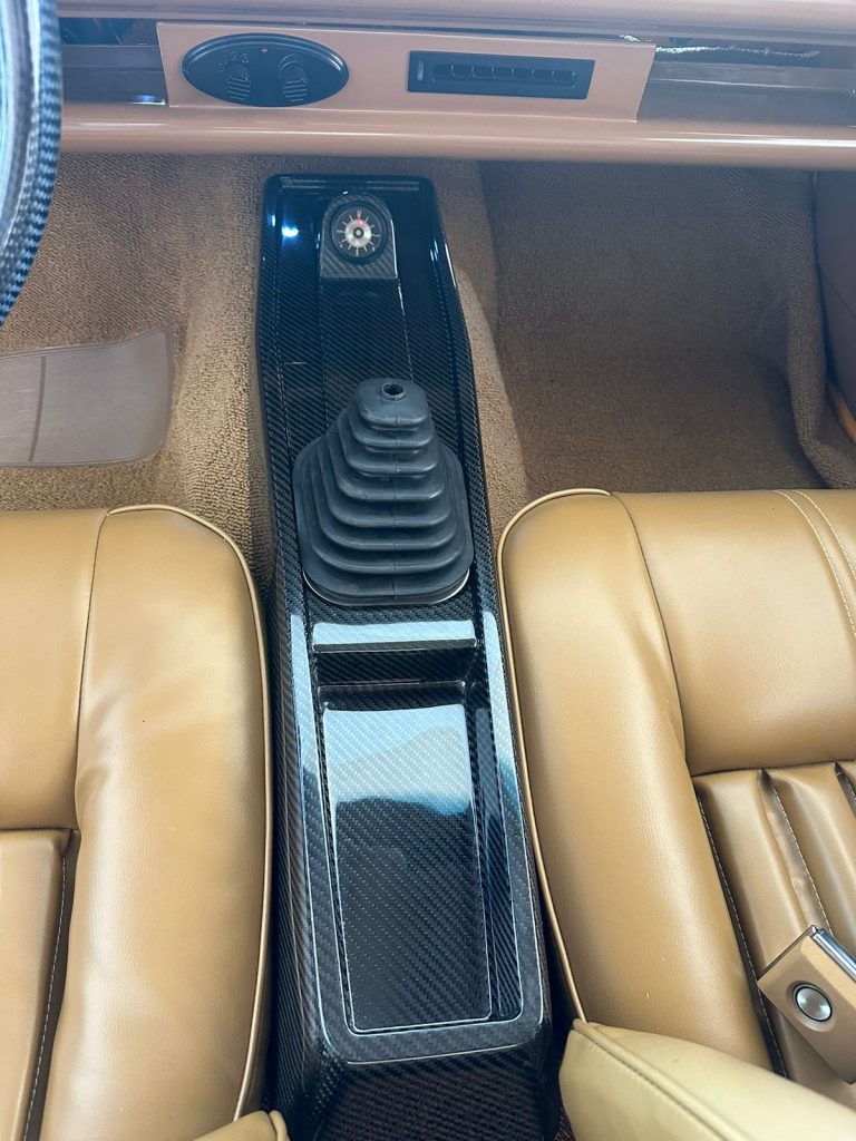 Console Fibra de Carbono Completo Ford Maverick - Performance V8